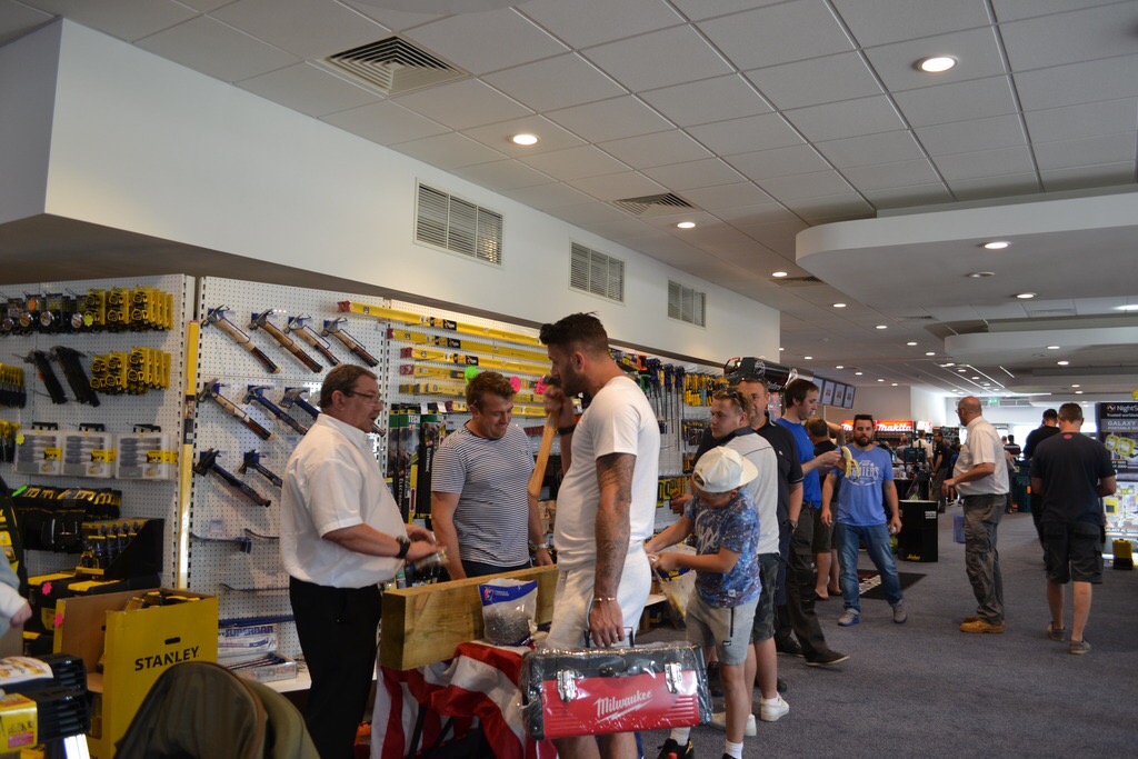 THE FRANK HOWARD TOOL SHOW RETURNS TO CHELMSFORD - Essex-TV