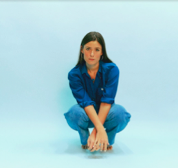 Singer-songwriter Lotta Lindgren aka LÉON releases her second studio ...